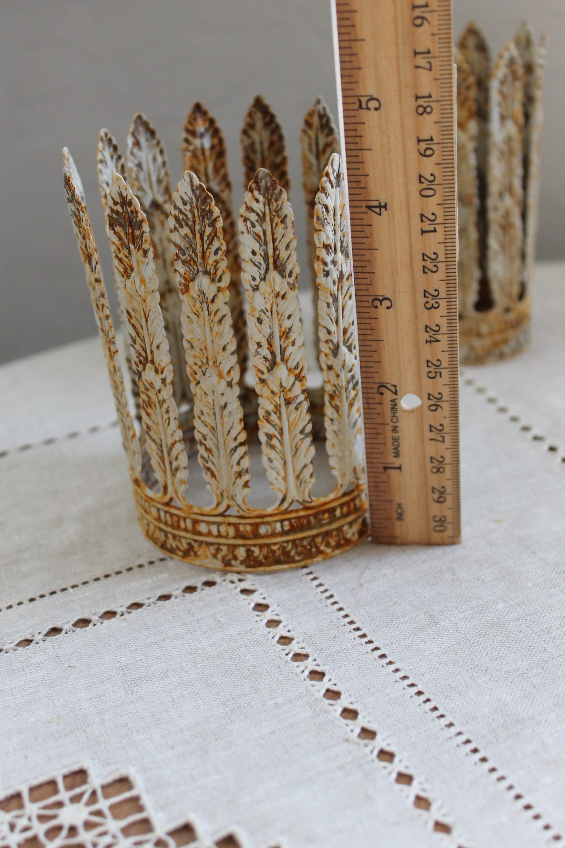 Vintage Metal Feathered Leaf Rusted Crown Metal Patina | Etsy