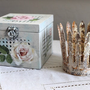 Handmade Vintage Victorian Style Wooden Storage Box With Pink White ...