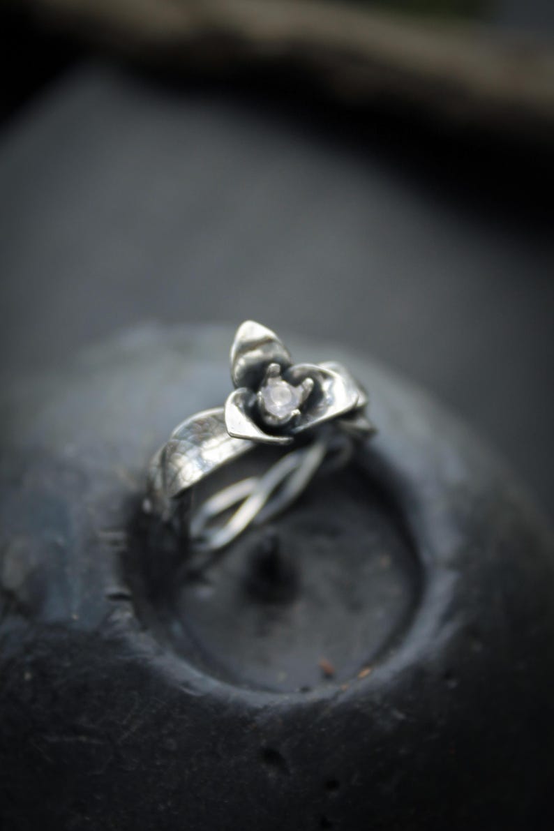 Trillium Silver Ring Proposal Ring With Flower Bohemian Wedding ...