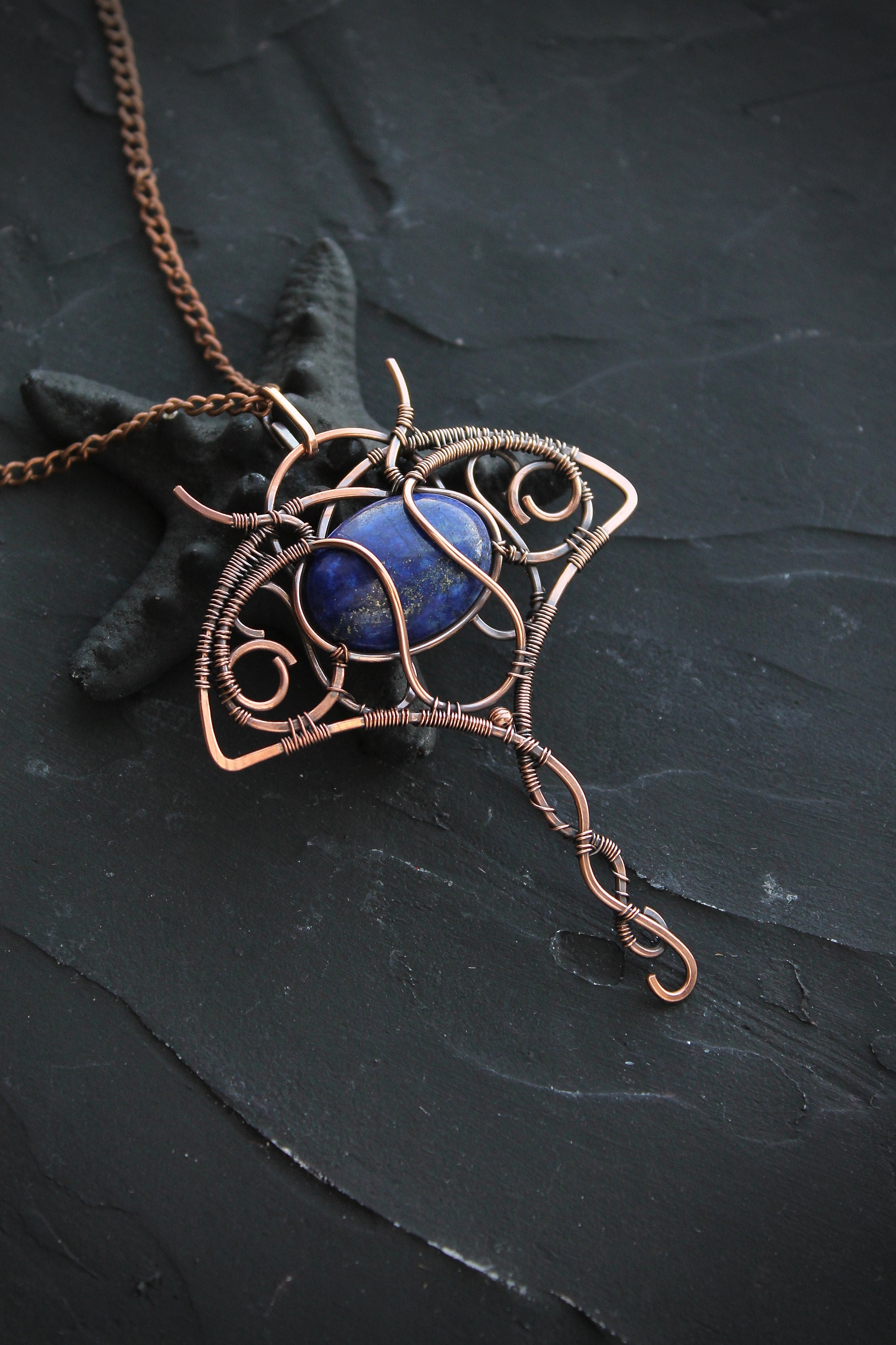 Wire Wrapped Manta Ray Pendant Tutorial: Copper Wire, Lapis Cabochon ...