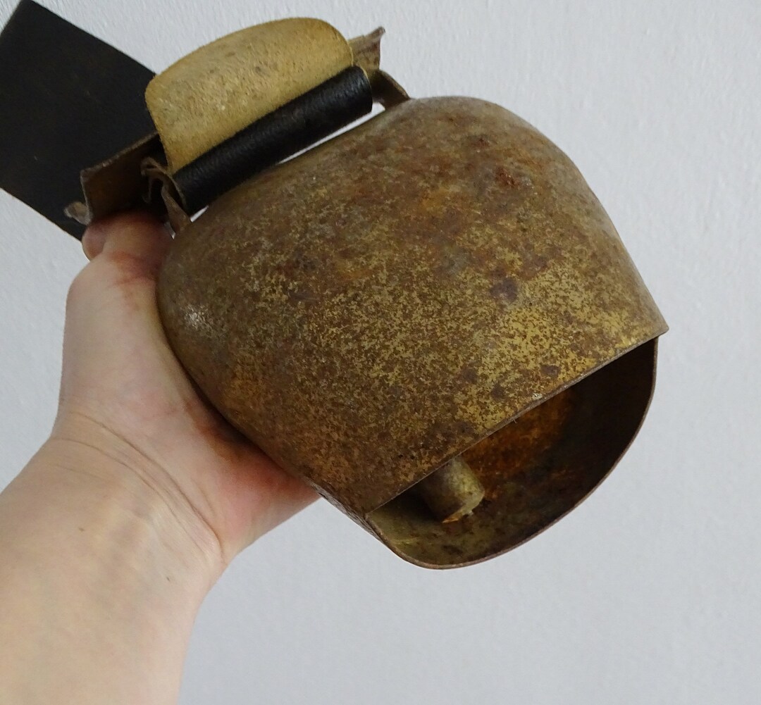 Large Antique Cow Bell, Primitive Hand Forged, Metal Bell, Farmhouse ...