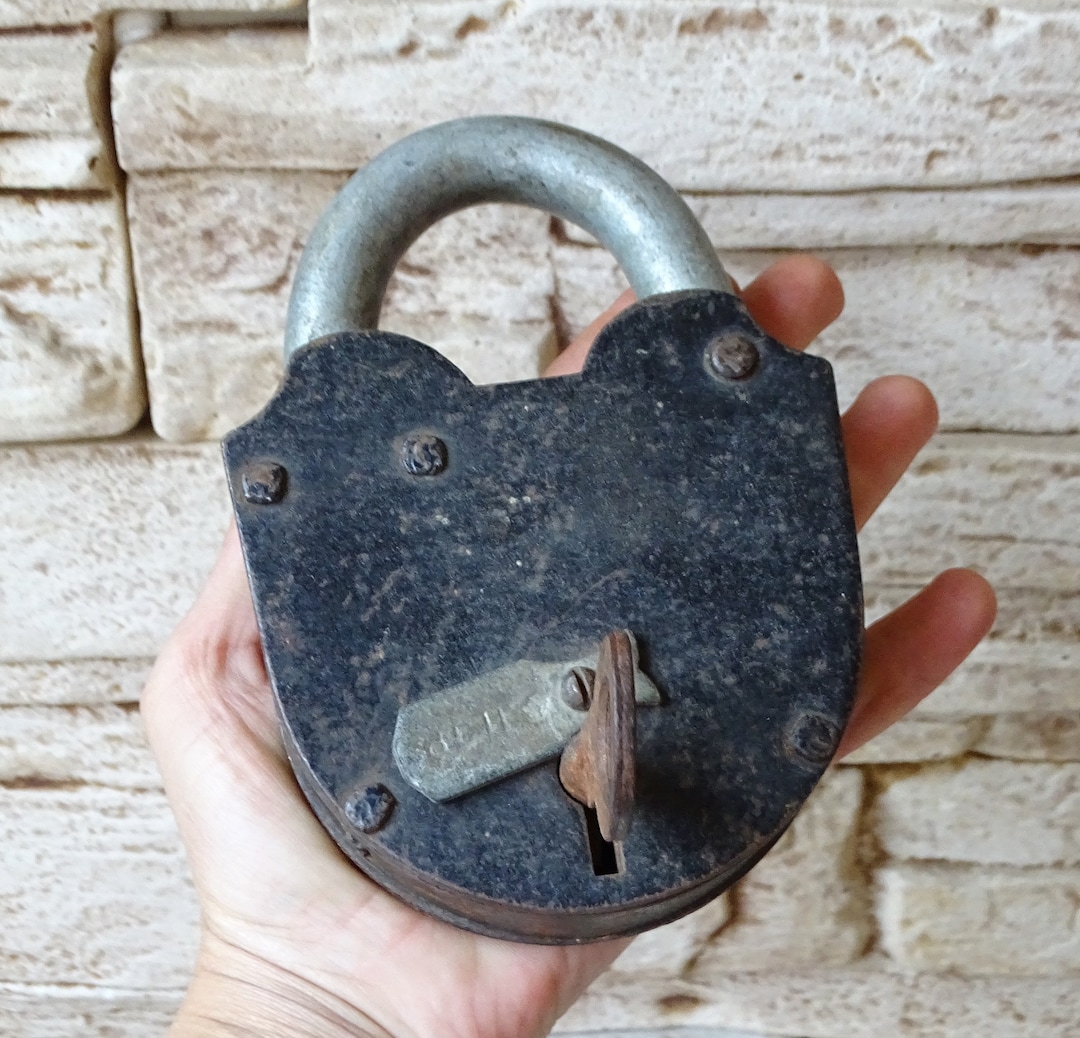 Rare Huge 6" Vintage Padlock With Key, Working Padlock ,old Collectible ...