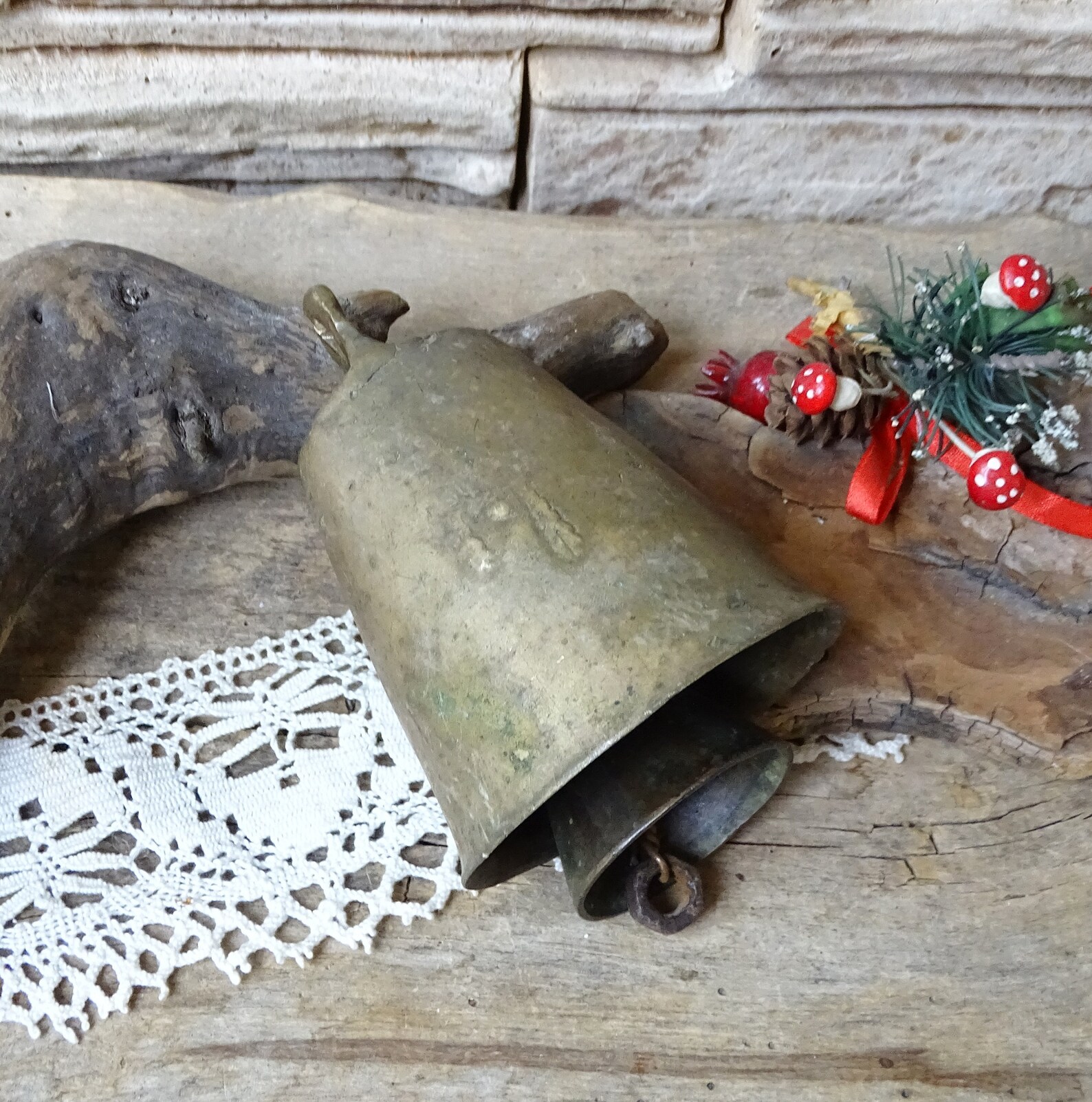 Vintage Cow Bell With Bell Clapper Bronze Bell Primitive - Etsy