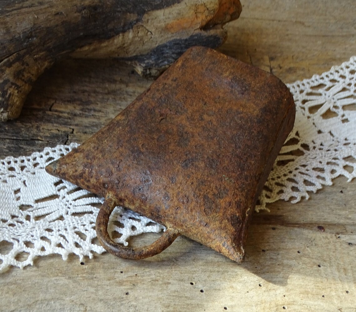 Antique Cow Bell With Clapper Primitive Collectible Bell - Etsy