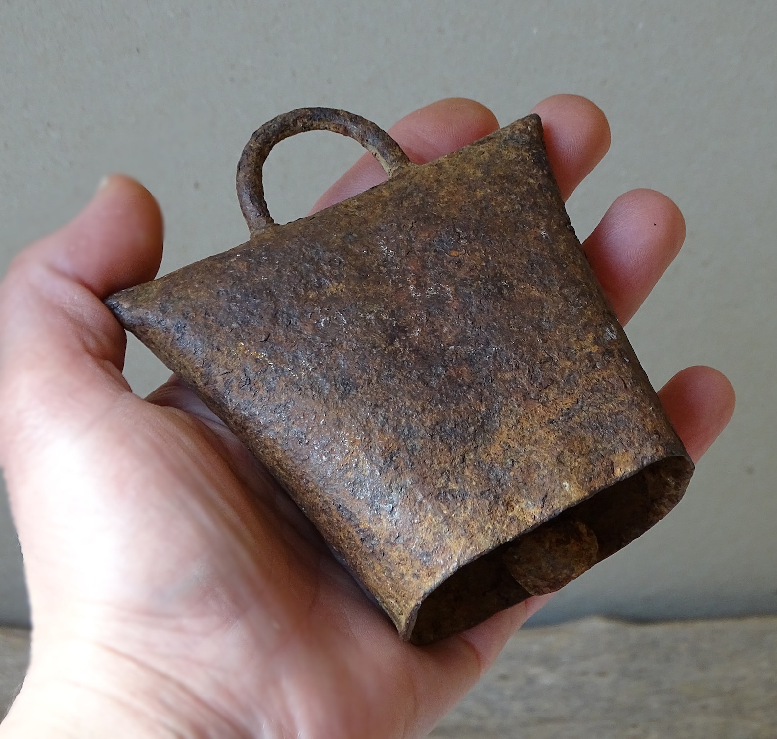 Antique Cow Bell With Clapper Primitive Collectible Bell - Etsy