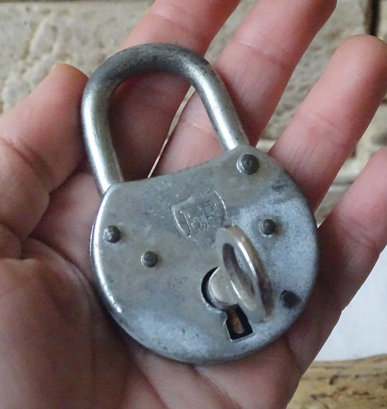 Vintage Padlock with Key Old Rusty Padlock Cottage Chick | Etsy