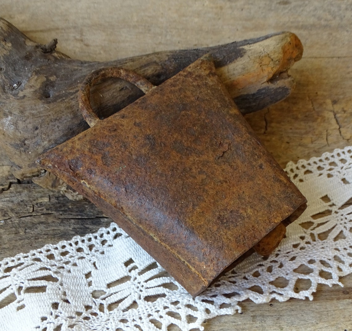 Antique Cow Bell With Clapper Primitive Collectible Bell - Etsy