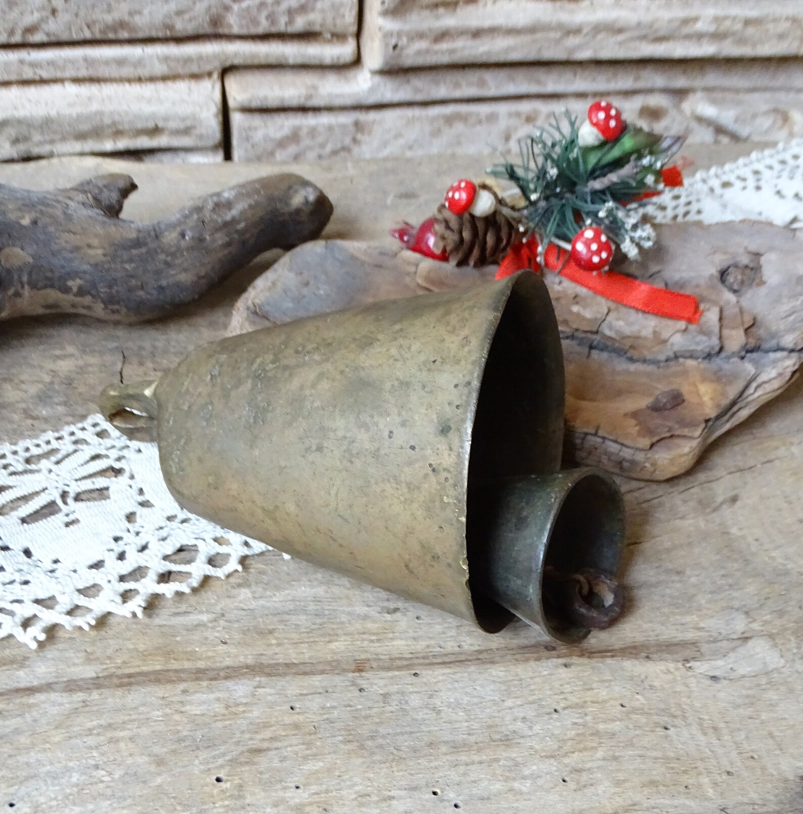 Vintage Cow Bell With Bell Clapper Bronze Bell Primitive - Etsy