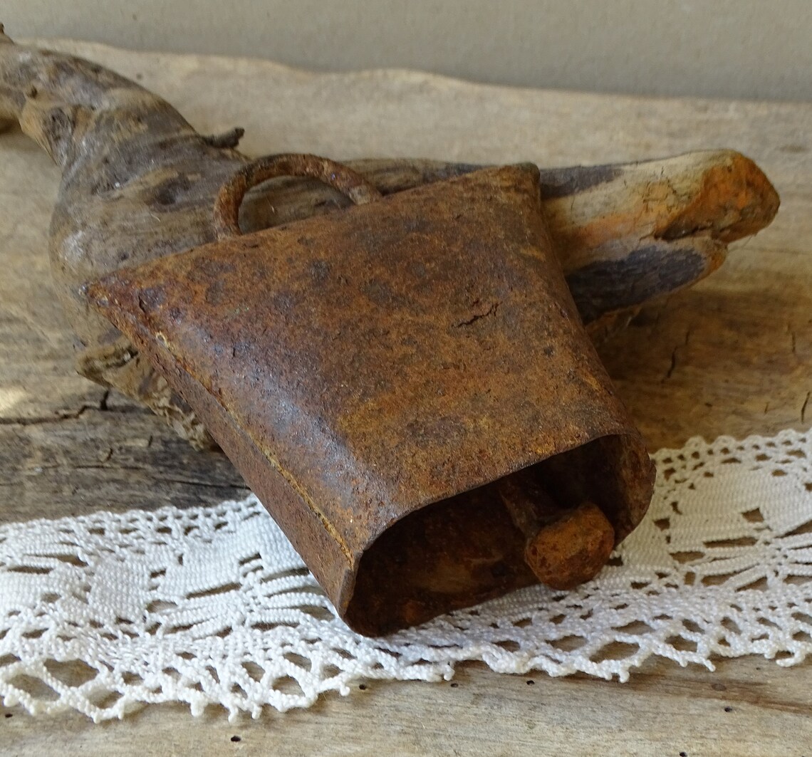 Antique Cow Bell With Clapper Primitive Collectible Bell - Etsy