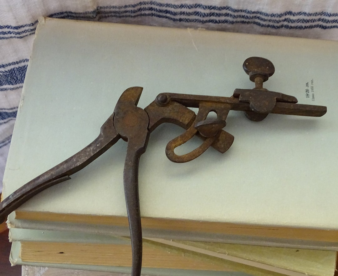 Antique Saw Tooth Setter, Vintage Tool for Hand Saw, Hand Saw Pliers ...