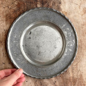 Vintage Metal Plate, Vintage Rustic Dish, Silver Metal Plate, Metal ...