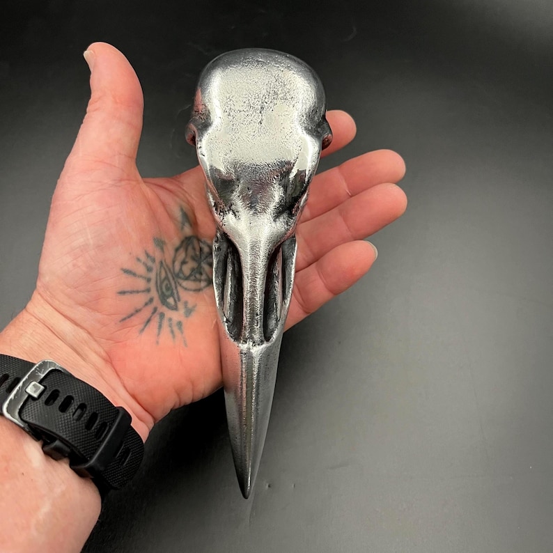 Huge Raven Skull Sculpture - Etsy