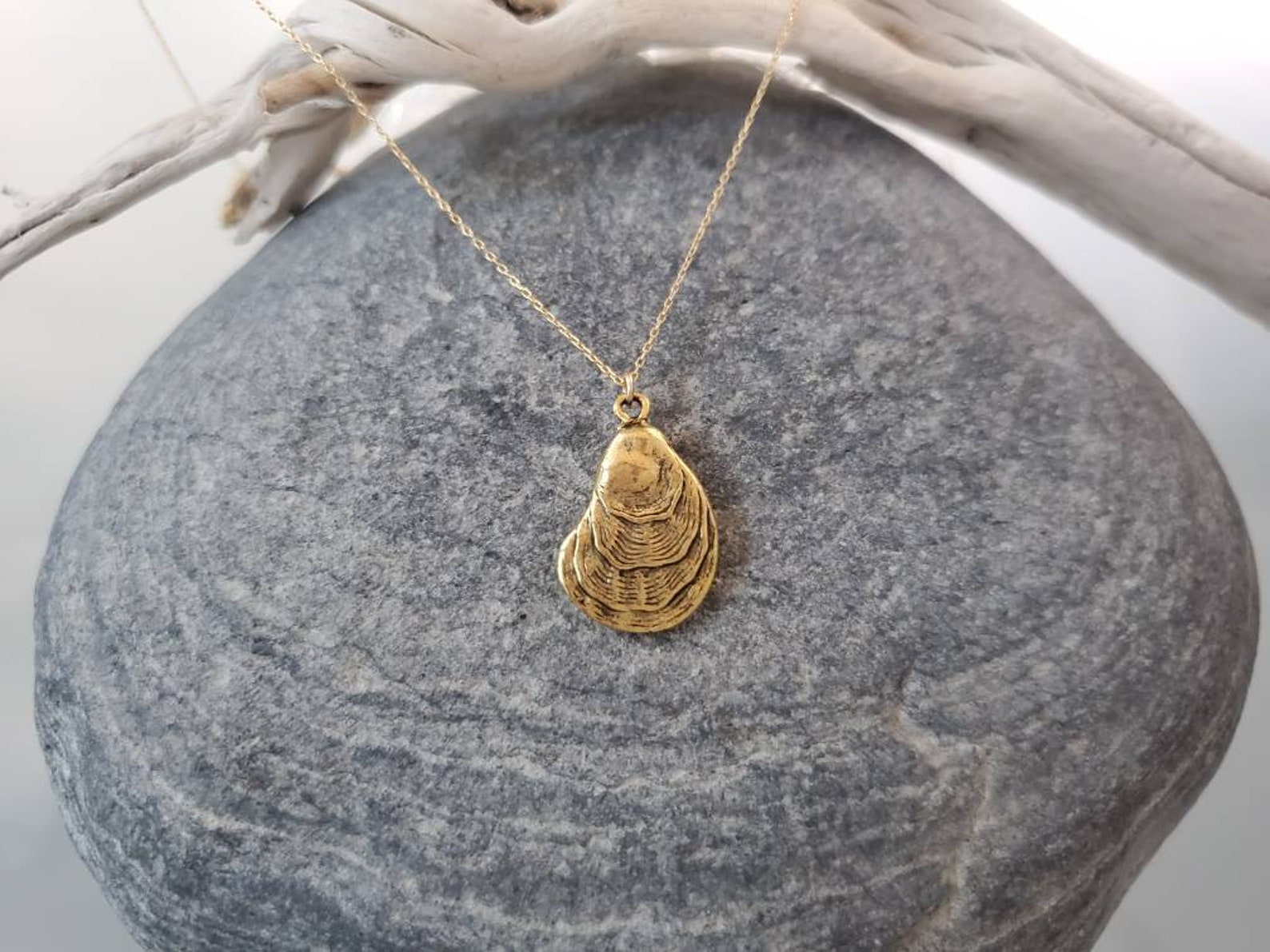 Gold Oyster Necklace Oyster Shell Gold Necklace Ocean - Etsy