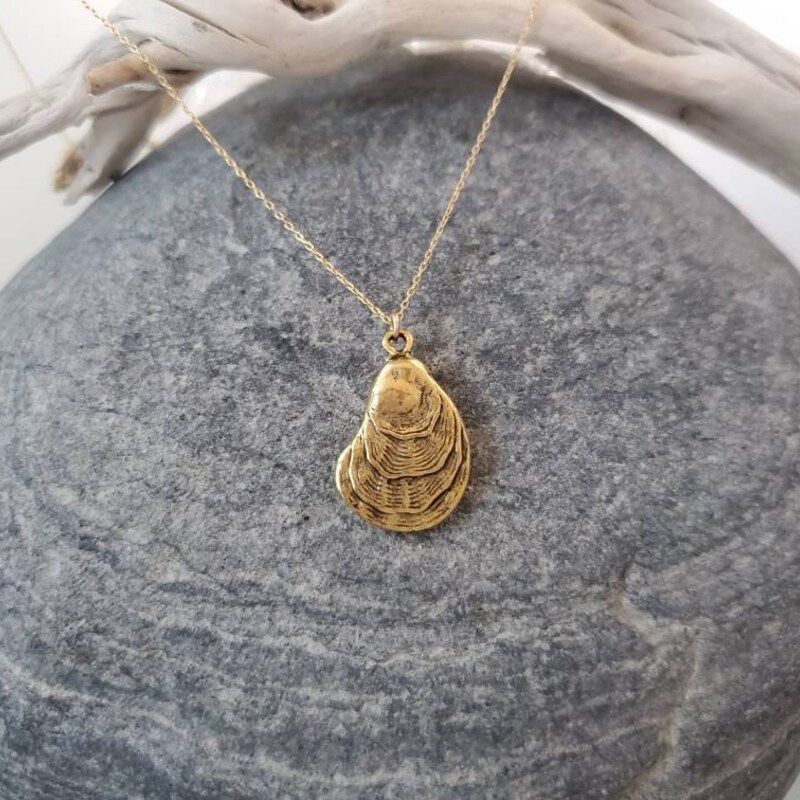 Gold Shell Necklace - Etsy