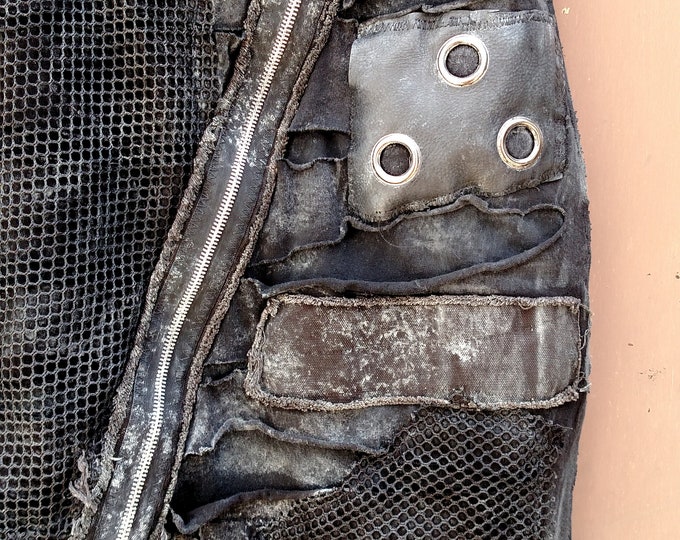 DELUXE Made to Order Black Unisex Doomsday Fallout Post - Etsy