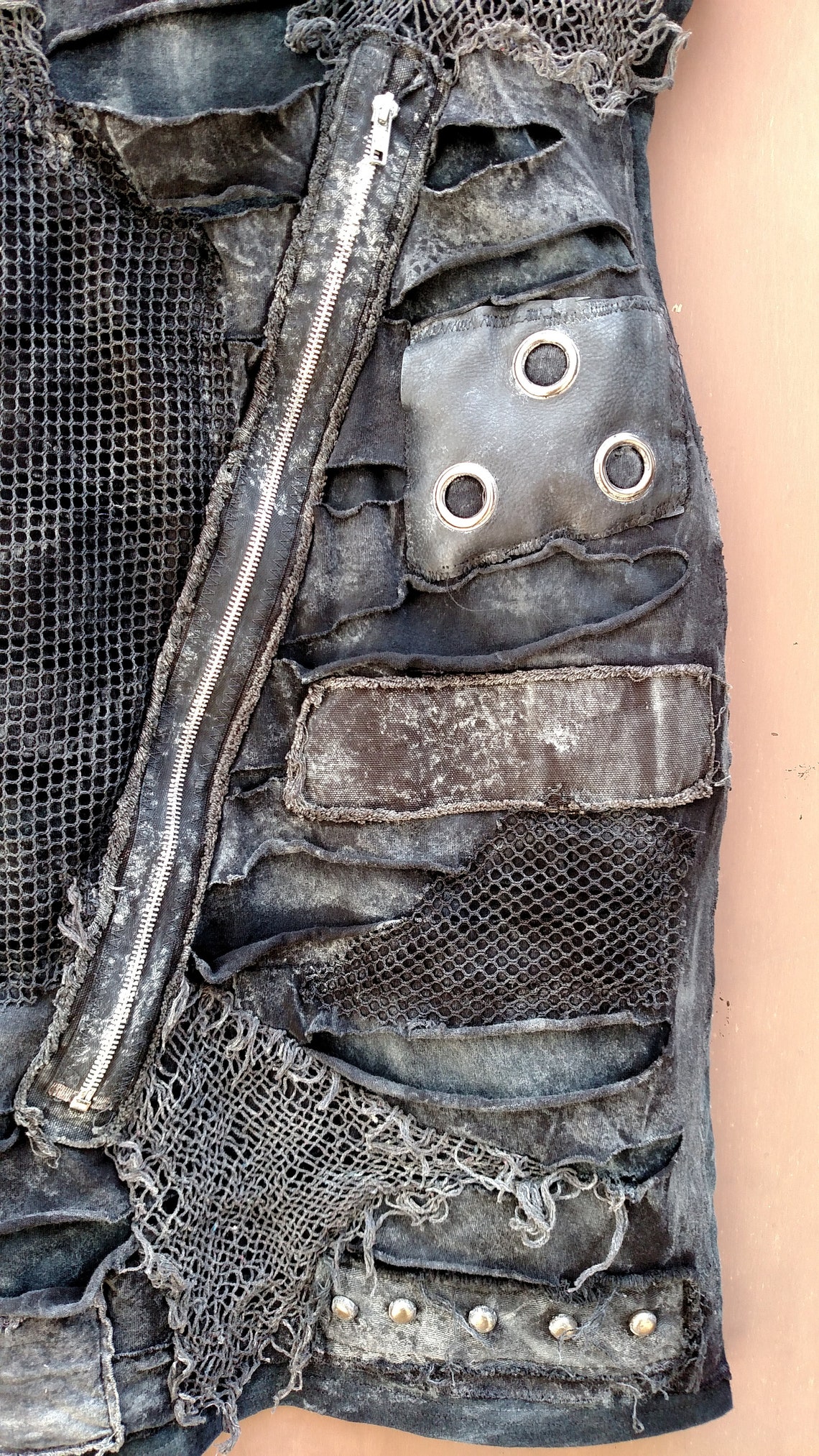 DELUXE Made to Order Black Unisex Doomsday Fallout Post - Etsy