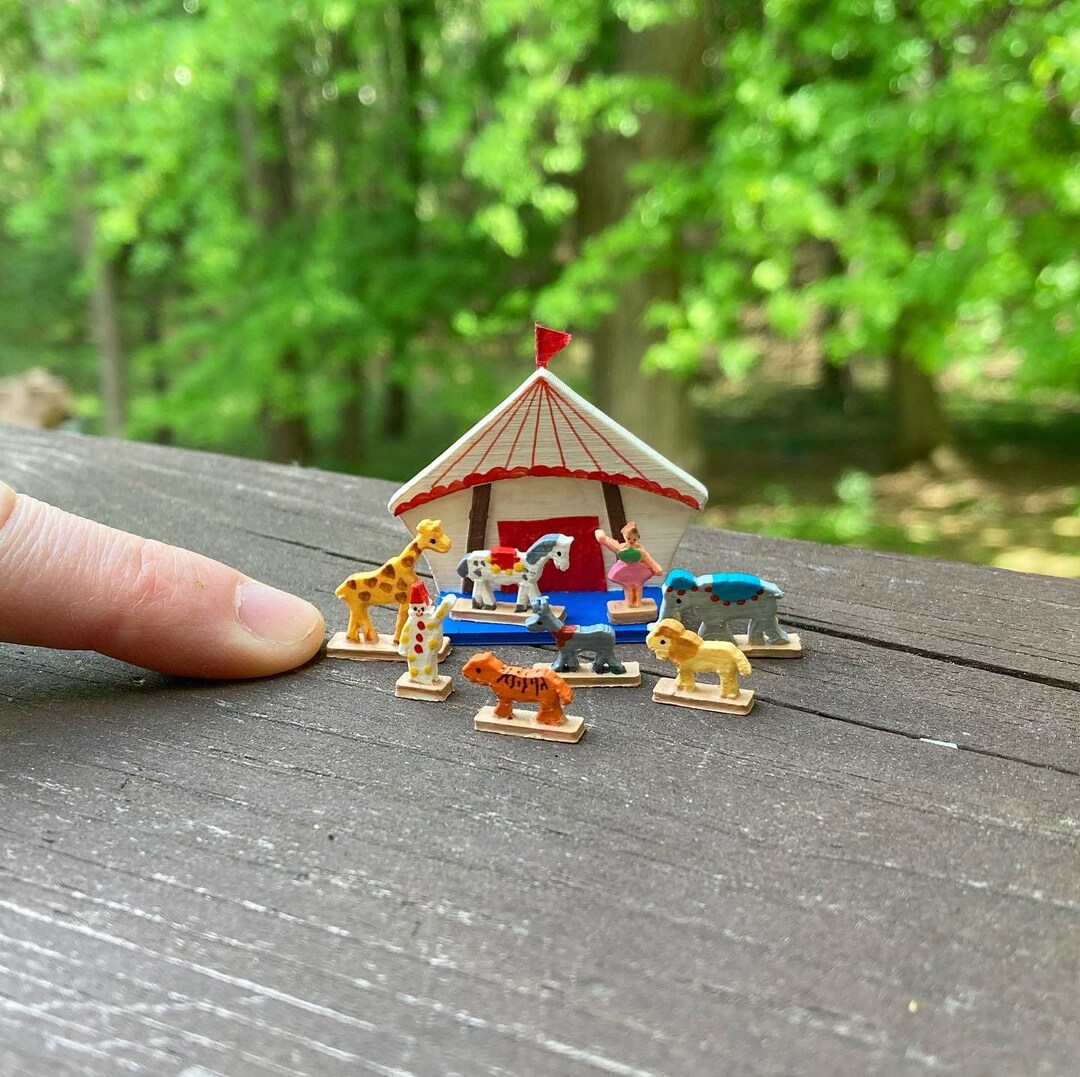 Dollhouse Miniature Circus Toy With Tent and Animals Looks Like Antique ...