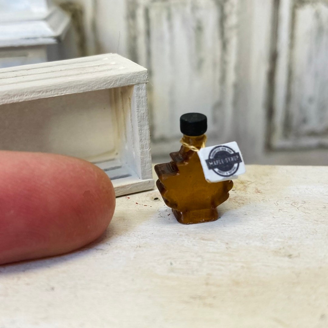 Dollhouse Miniature Maple Syrup Bottle, Leaf Shaped Jar Kitchen Mini ...