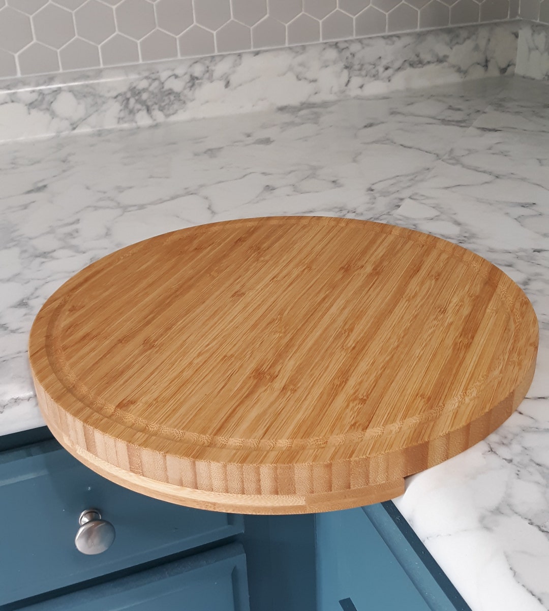 Round Compact Bamboo Corner Cutting Board - Meat or Cheese Carving ...