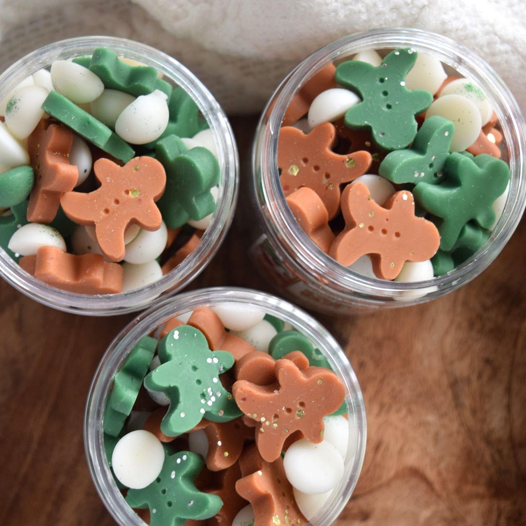 Gingerbread Shaped Wax Melts in a Jar, Fun Christmas Winter Wax Melts ...