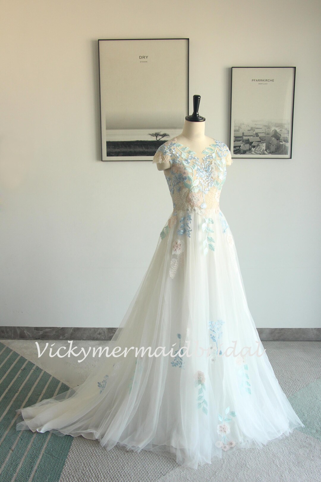 Romantic Keyhole Back Cap Sleeves Colorful Lace Wedding Dress - Etsy