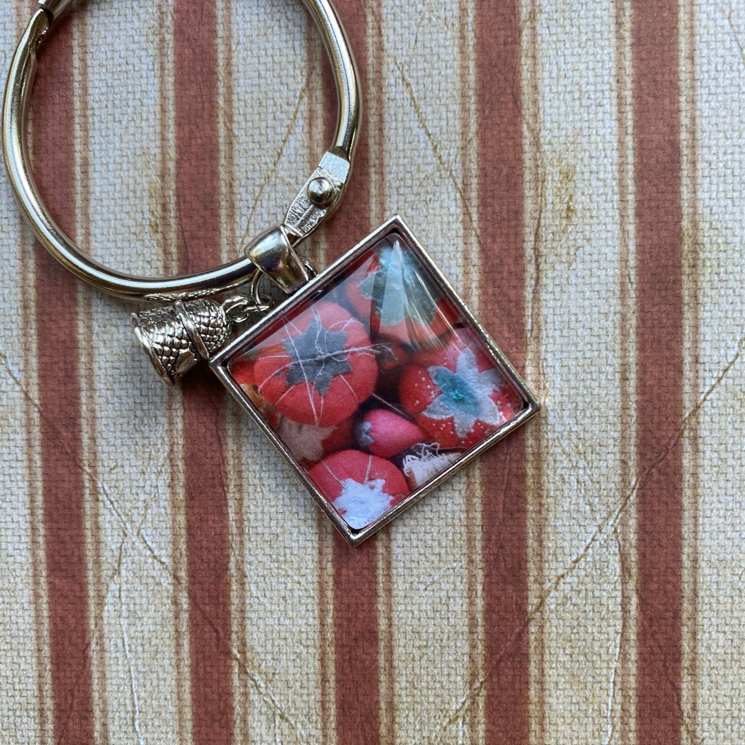Lorrie’s Thimble TOMATO Thread Keep/scissor Fob - Etsy