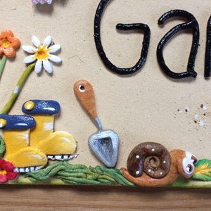 Personalised Garden Sign Gift, Decorative Ceramic Plaque for Gardens ...