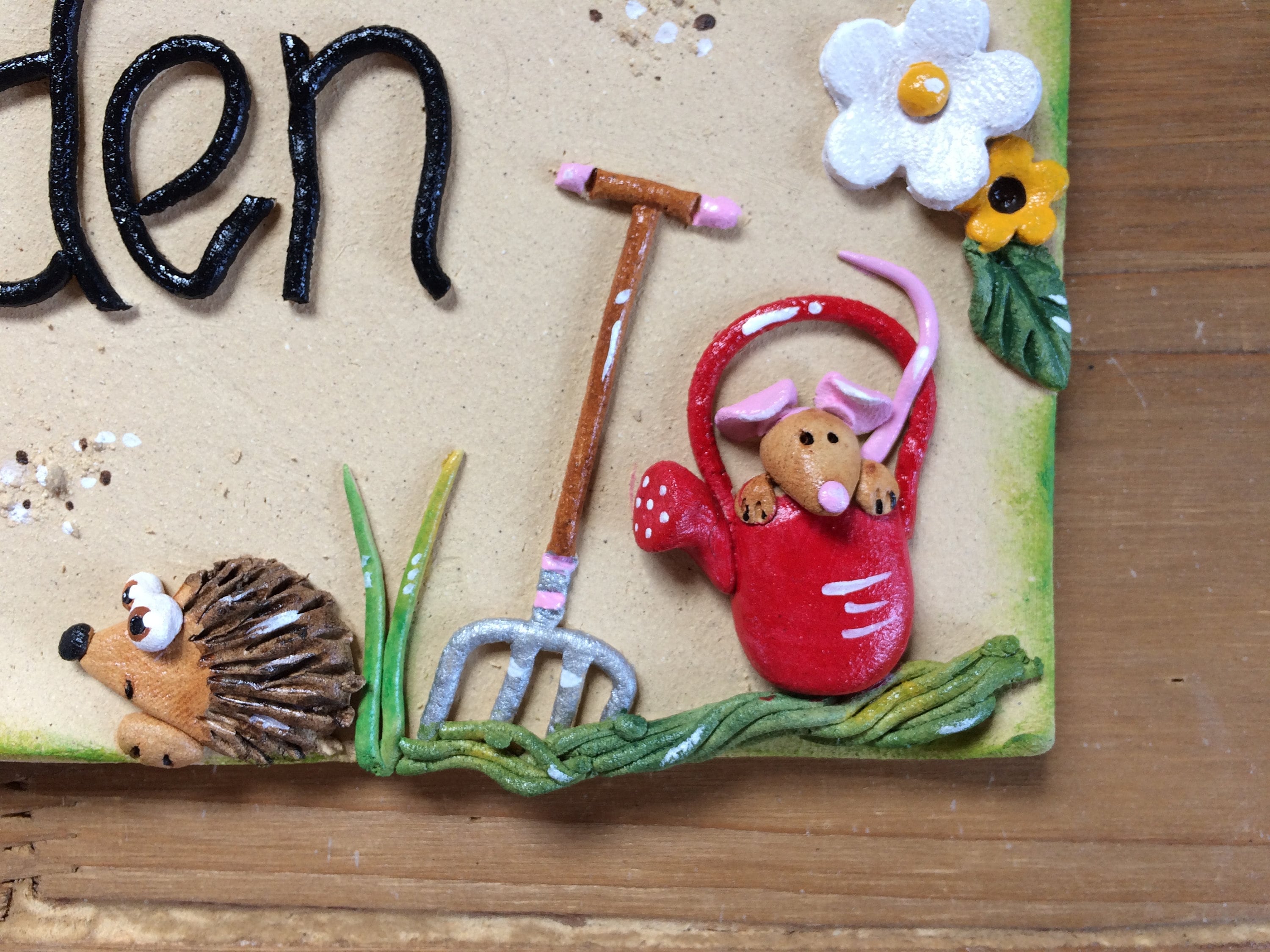 Personalised Garden Sign Gift, Decorative Ceramic Plaque for Gardens ...