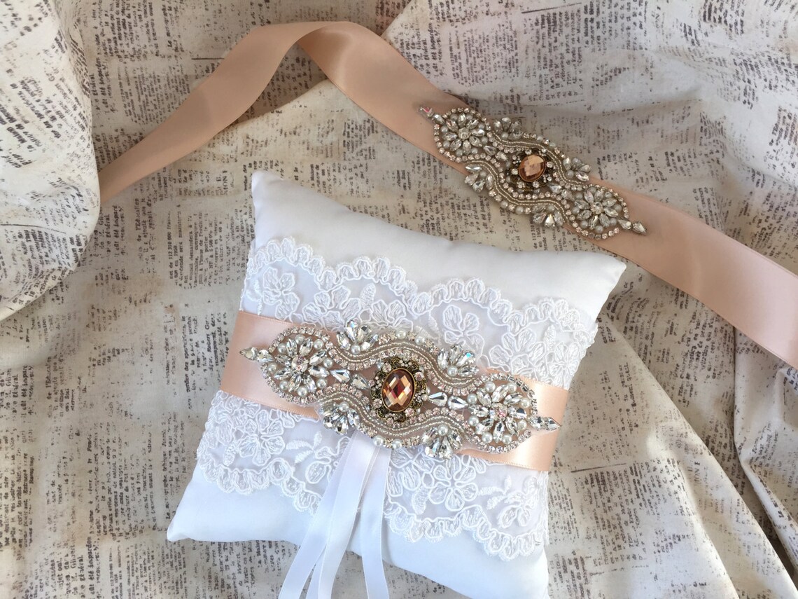Vintage Wedding Garter Set With Rhinestones and Pearls, Non Slip ...