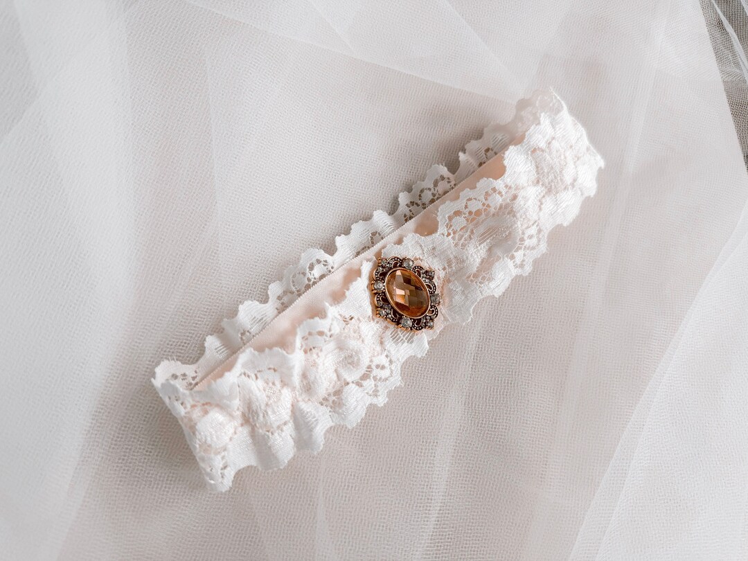 Bridal Toss Garter With Vintage Blush Centerpiece / Garter for Wedding ...