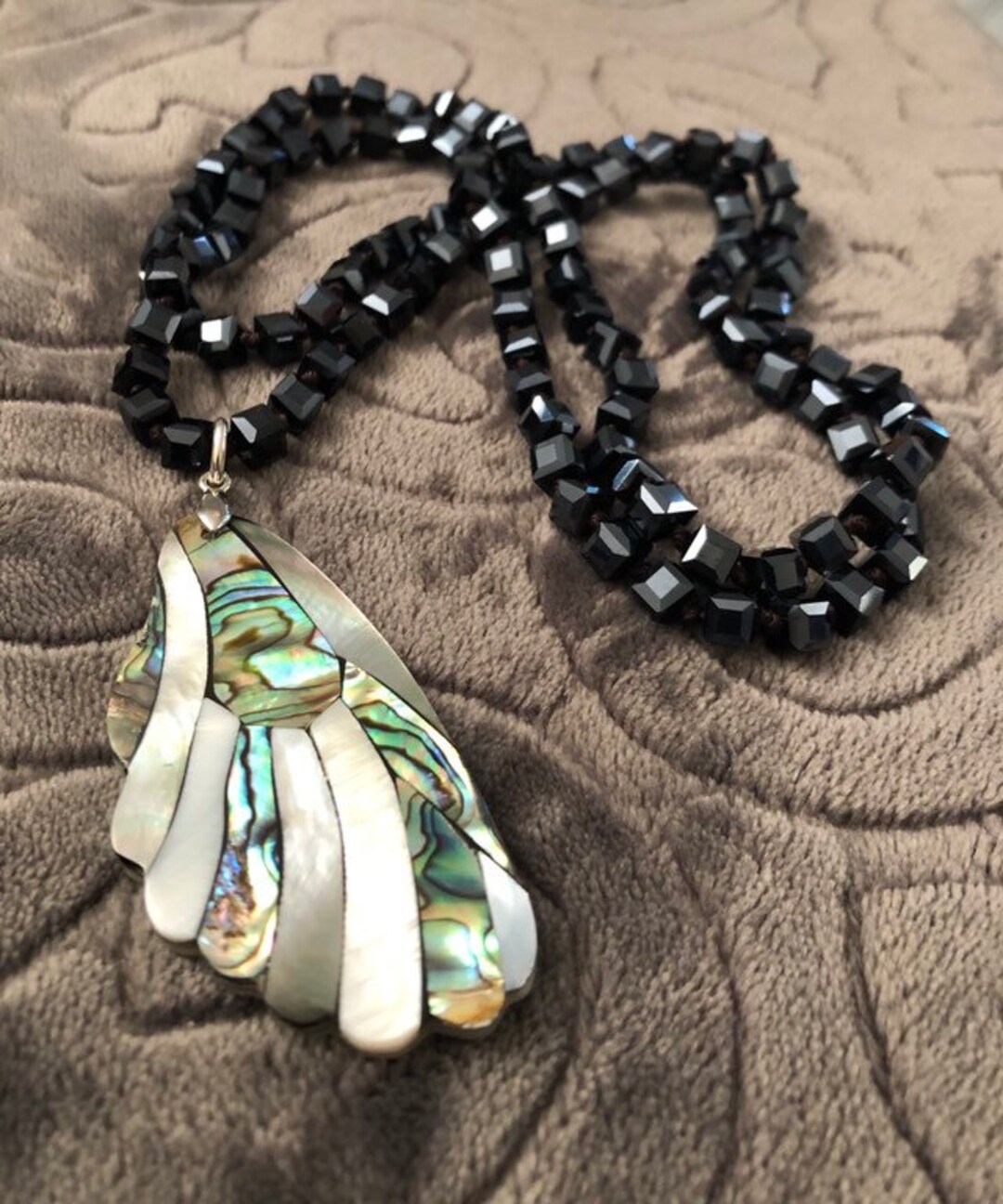 Shell Charm Necklace, Abalone Shell Pendant, Metalic Blue Pearl ...