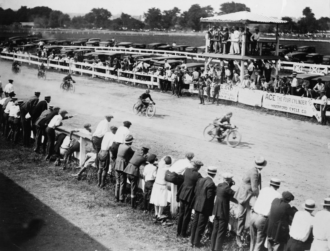 Motorcycle Race, Near D.C., 1920's, Old Photo, Motorcycles, Black and ...