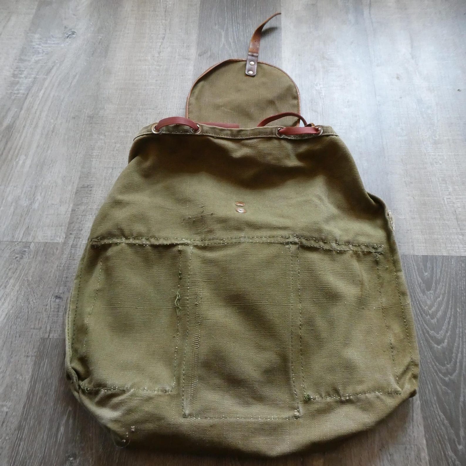 Vintage Army Backpack Heavy Canvas & Leather IPM SPORT REGHIN Military ...