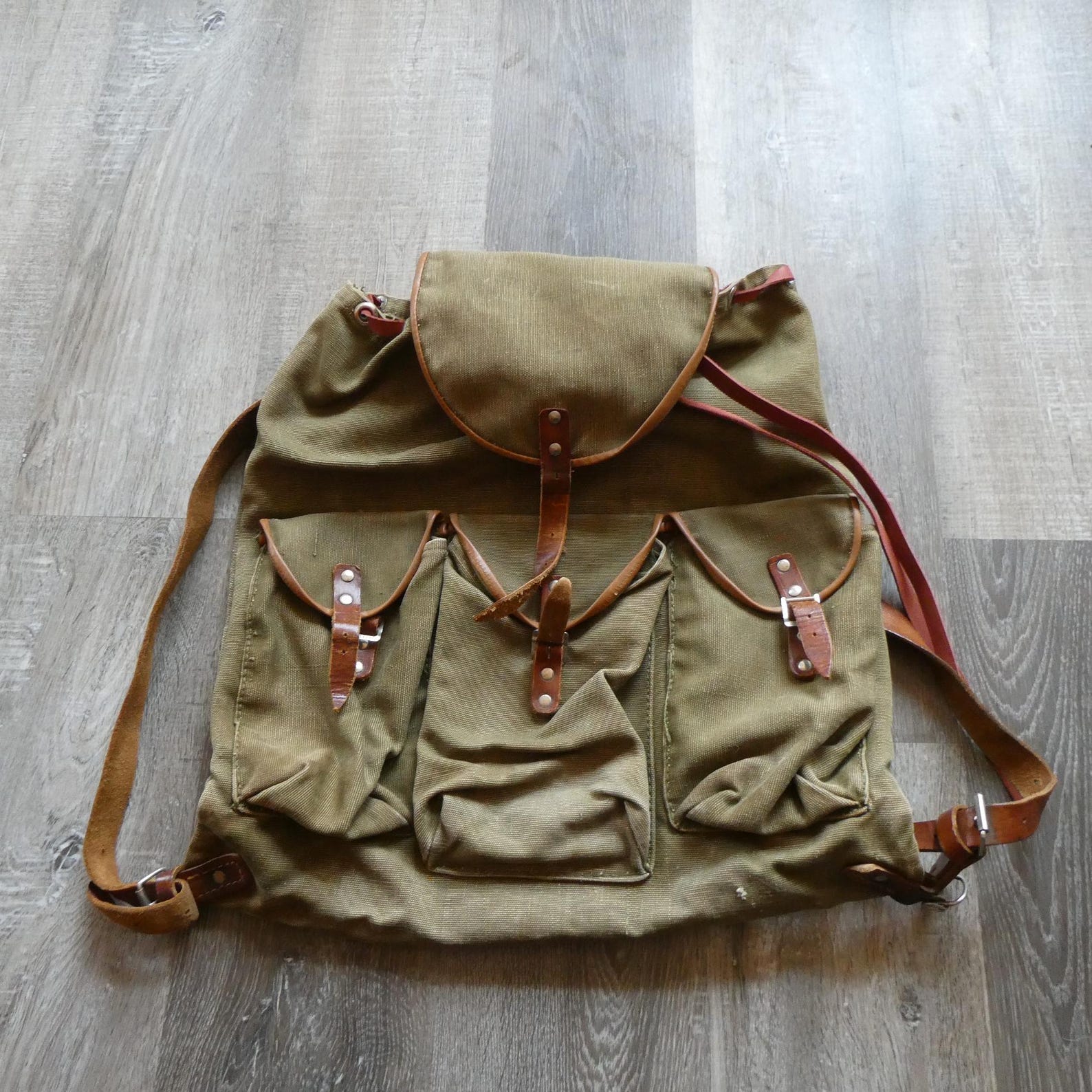 Vintage Army Backpack Heavy Canvas & Leather IPM SPORT REGHIN Military ...