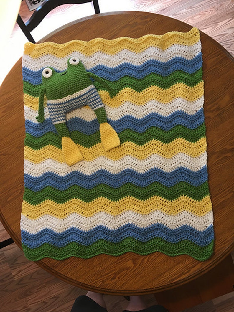 Adorable Frog and Matching Crochet Baby Blanket Bright | Etsy