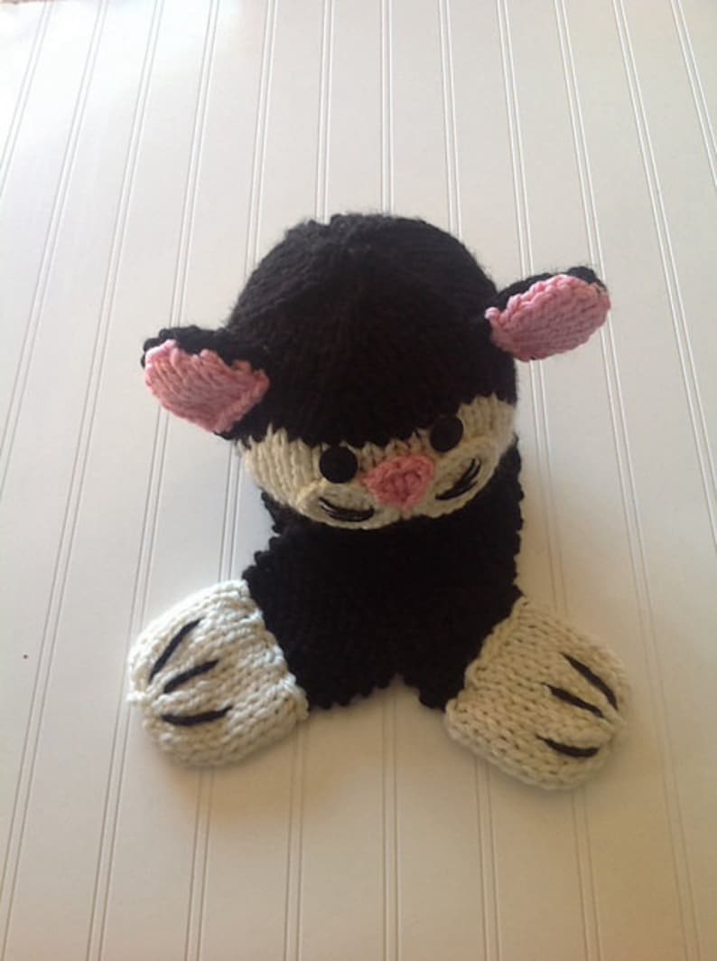 Black Cat Hat With Kitty Paws Hug Scarf Set | Etsy
