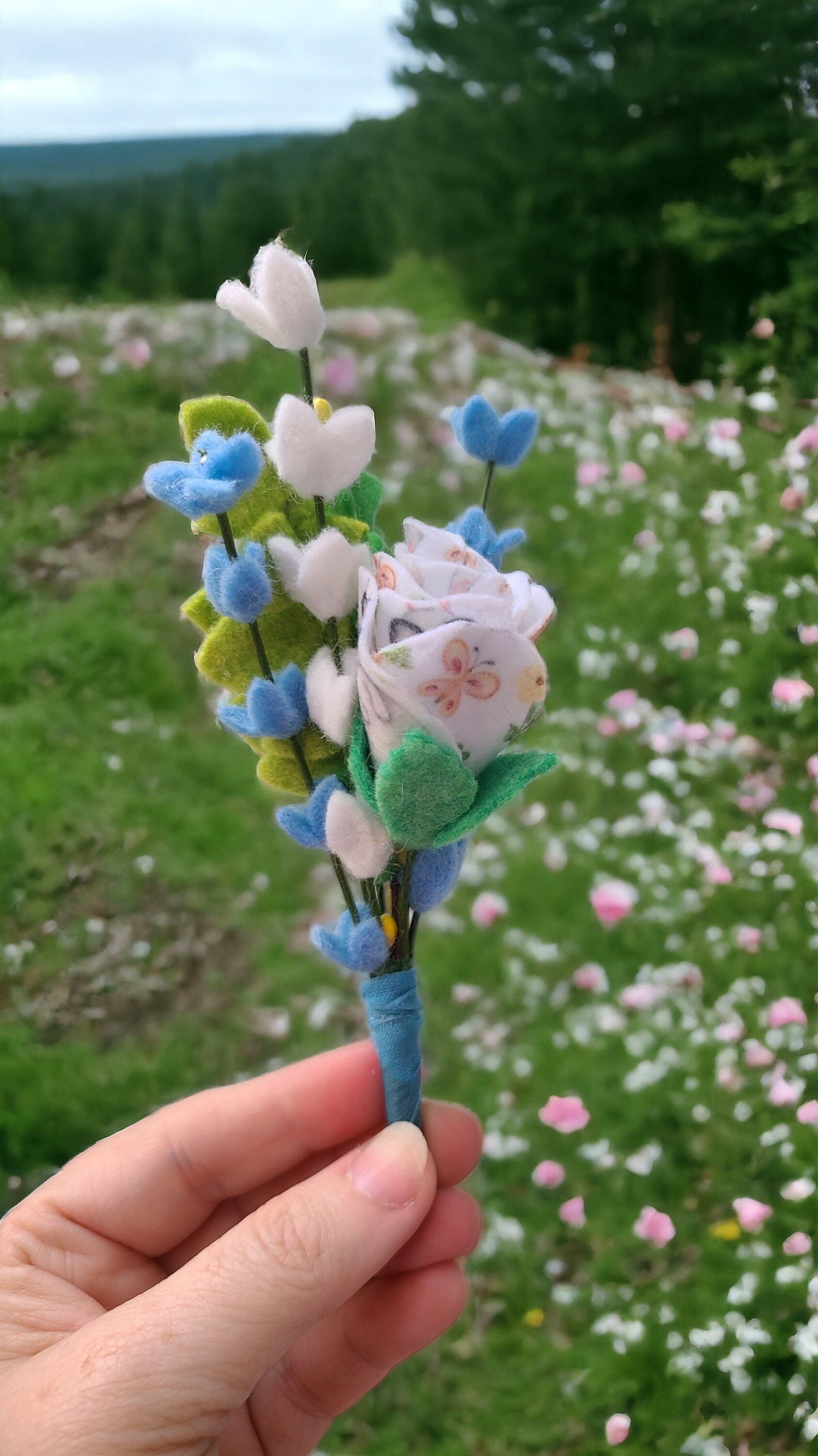 Felt Easter/spring Rose Boutonniere, Men's/women's Boutonniere - Etsy