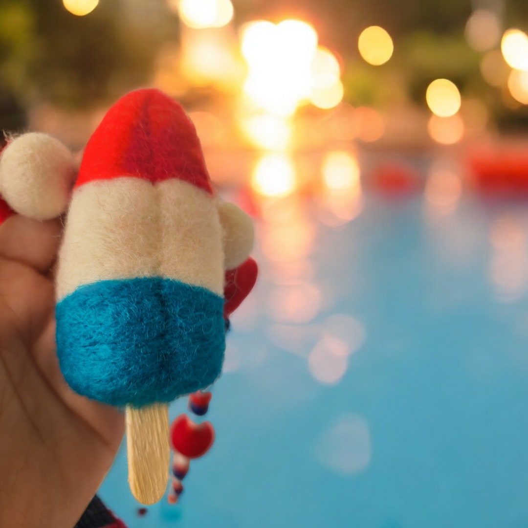 July 4th, Patriotic Garland, Bomb Pop - Etsy