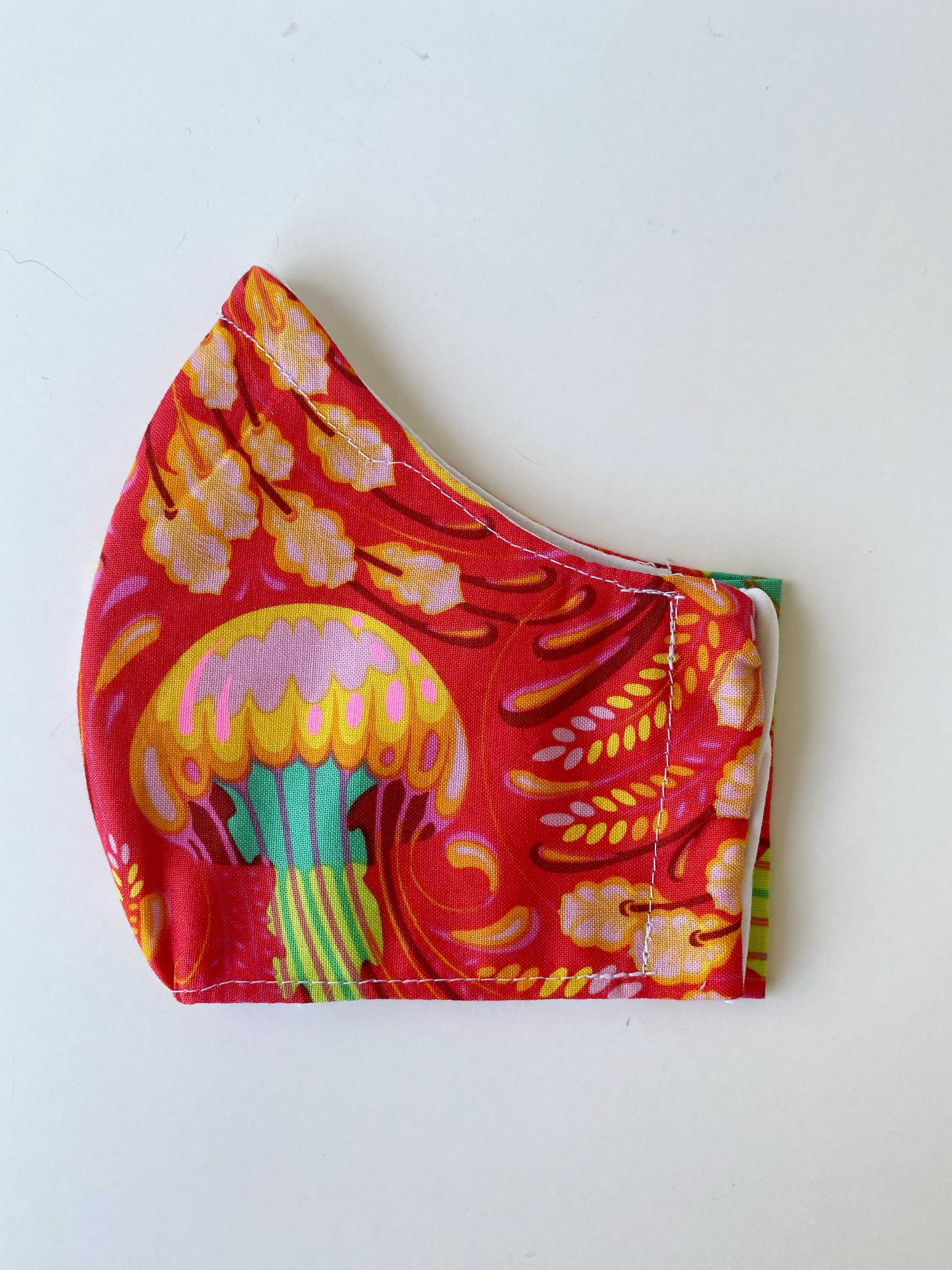 Jelly fish dance 3 Layer Mask- reusable / washable face mask, filter ...