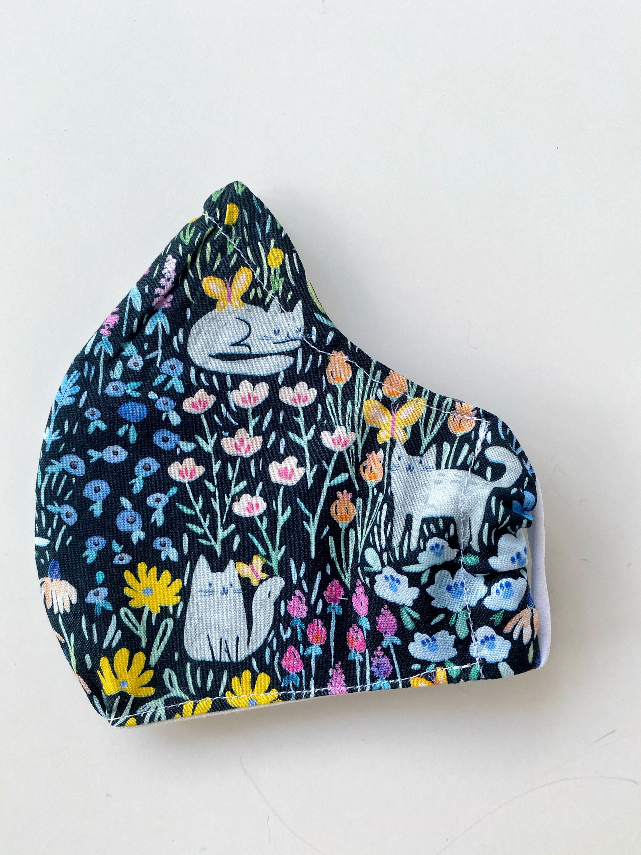 Face mask cotton triple layer- Cats in wildflowers