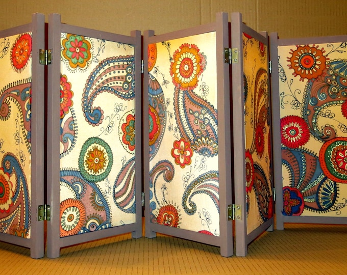 Screen Table Divider - Silk Screen by Picasso Motif - Folding Mini Room ...