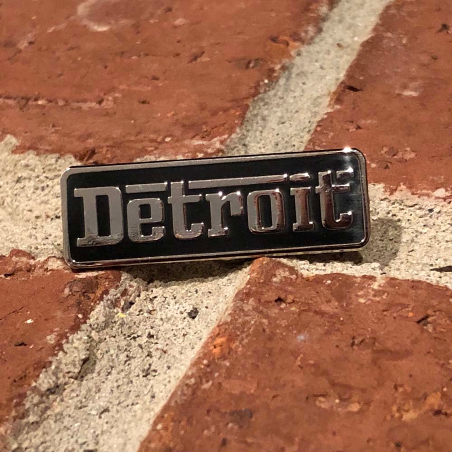 Enamel Pin - Detroit Grigio - Etsy