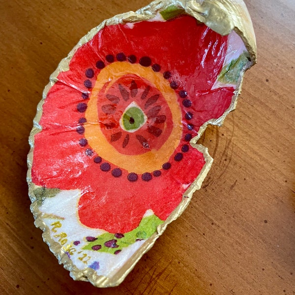 Decoupage Daisy Shell Ring Dish, Beach Decor, Shells, Decoupaged Shells ...