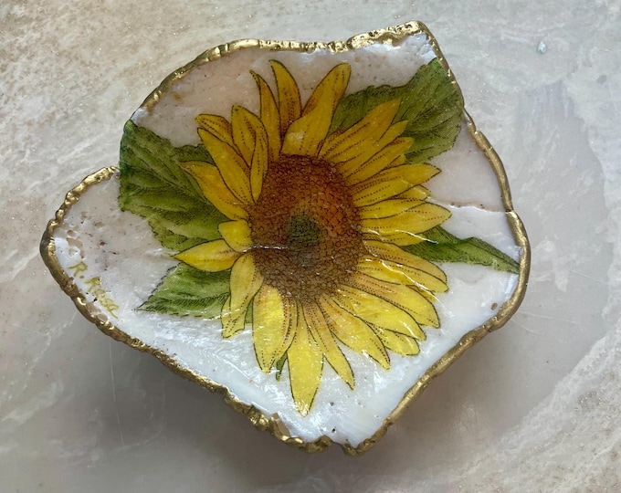 Decoupage Sunflower Shell Ring Dish, Beach, Shells, Decoupaged Shells ...