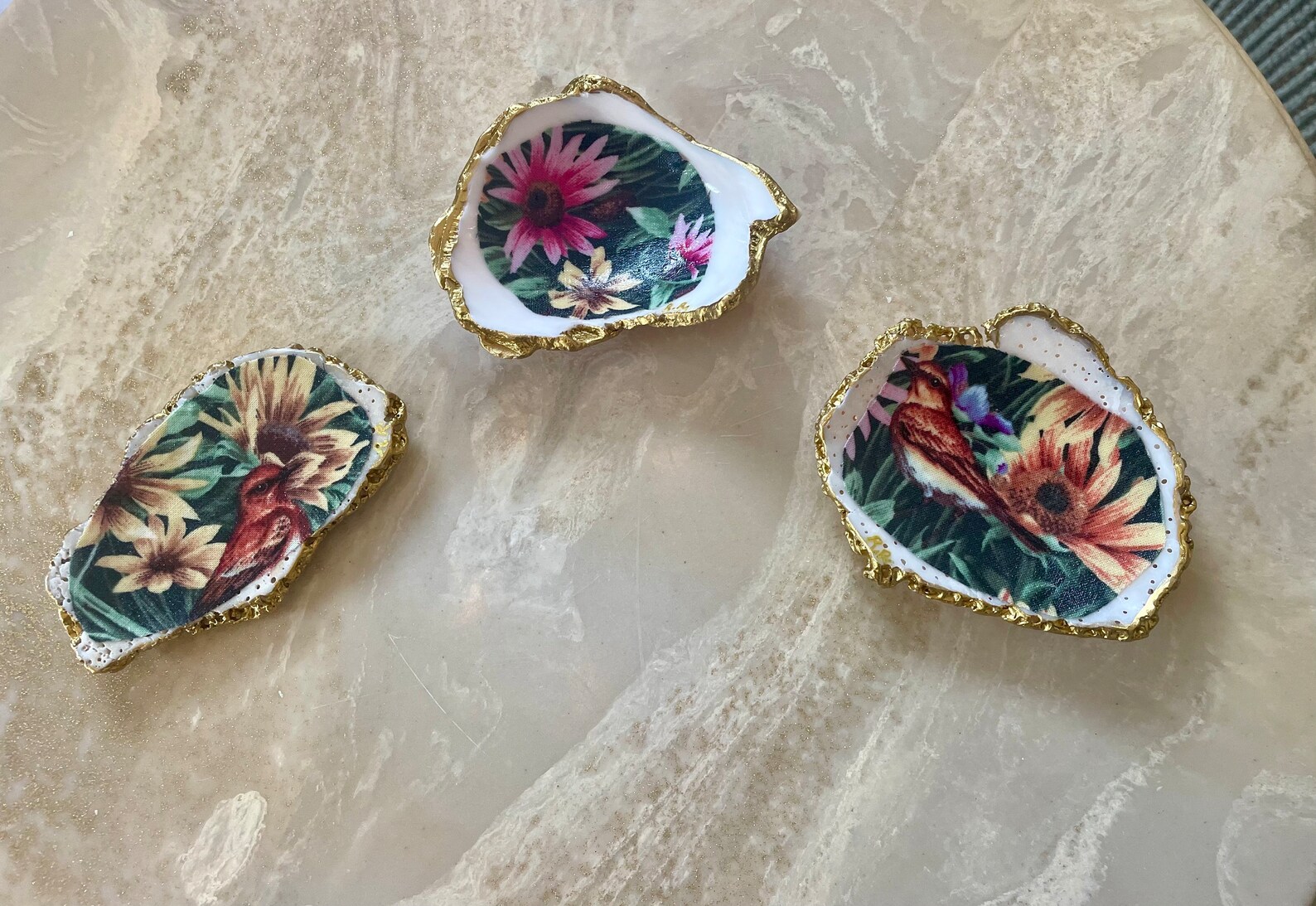 Decoupage Daisy Shell Ring Dish, Beach Decor, Shells, Decoupaged Shells, Shell Trinket Dish ...