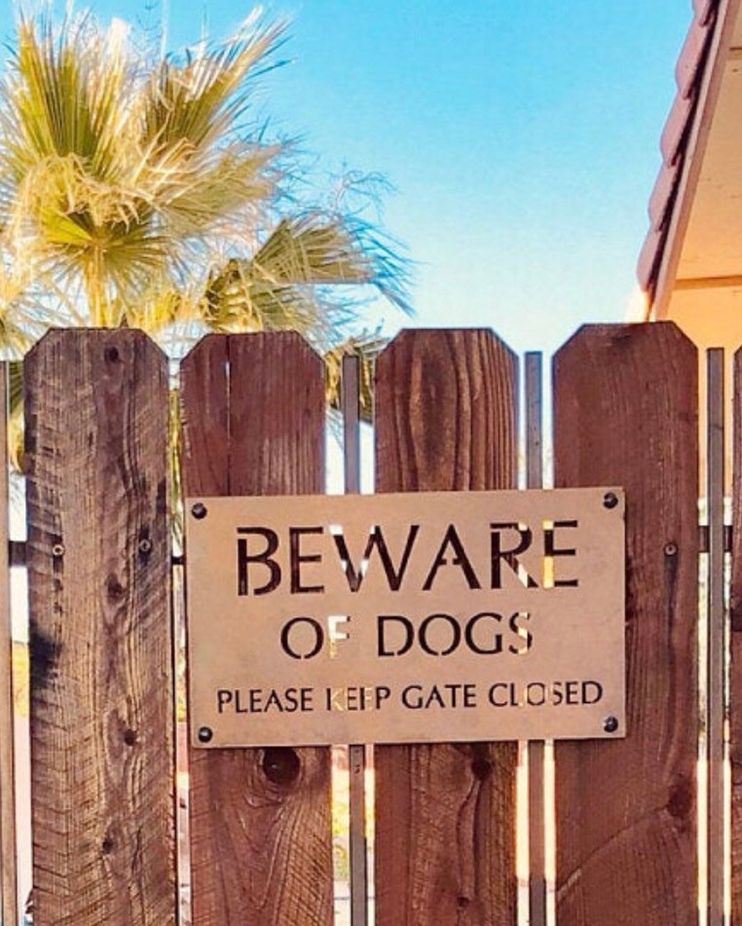 12 Inch Metal Beware of Dogs KEEP GATE CLOSED Sign With Powder Coat ...