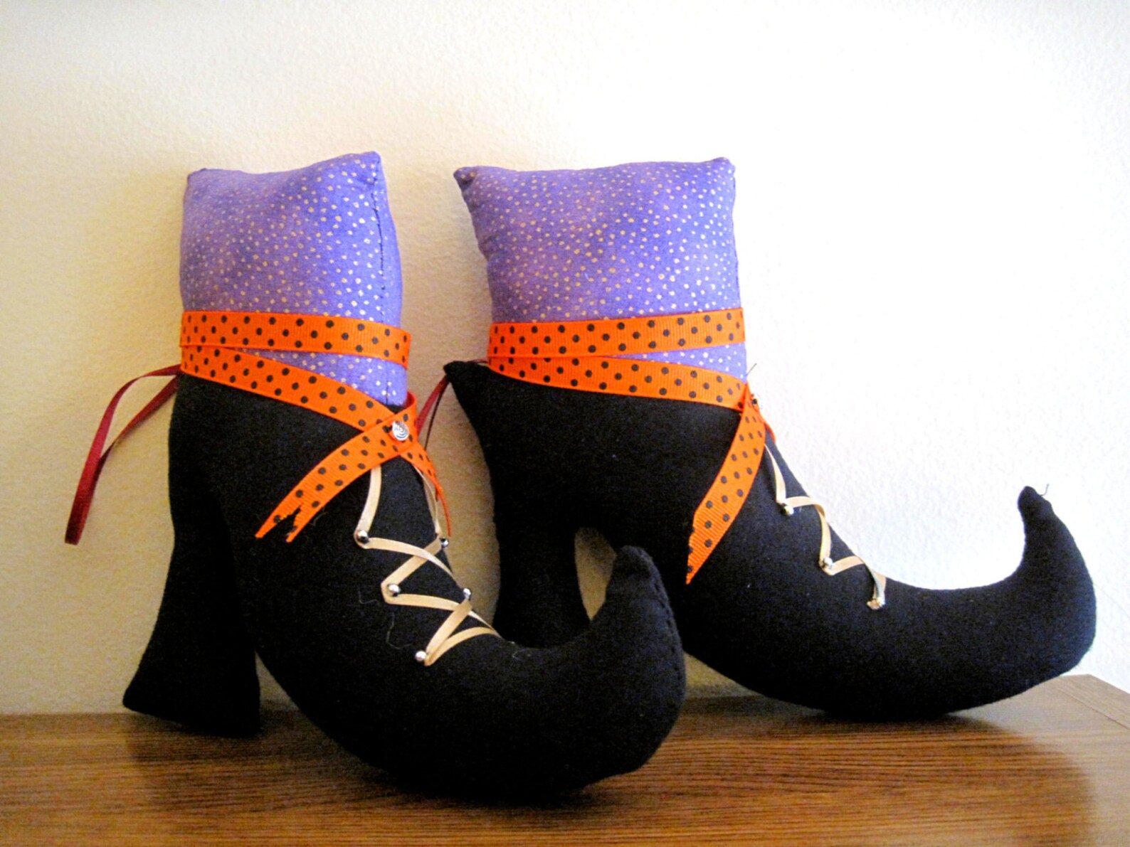 Halloween Witches Shoes/ Boots---hand Sewn Fabric Halloween Decor ...