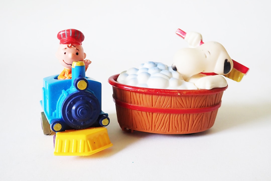 Vintage 1960s Aviva Toy Snoopy and U.F.S Charlie Brown Train Locomotive ...