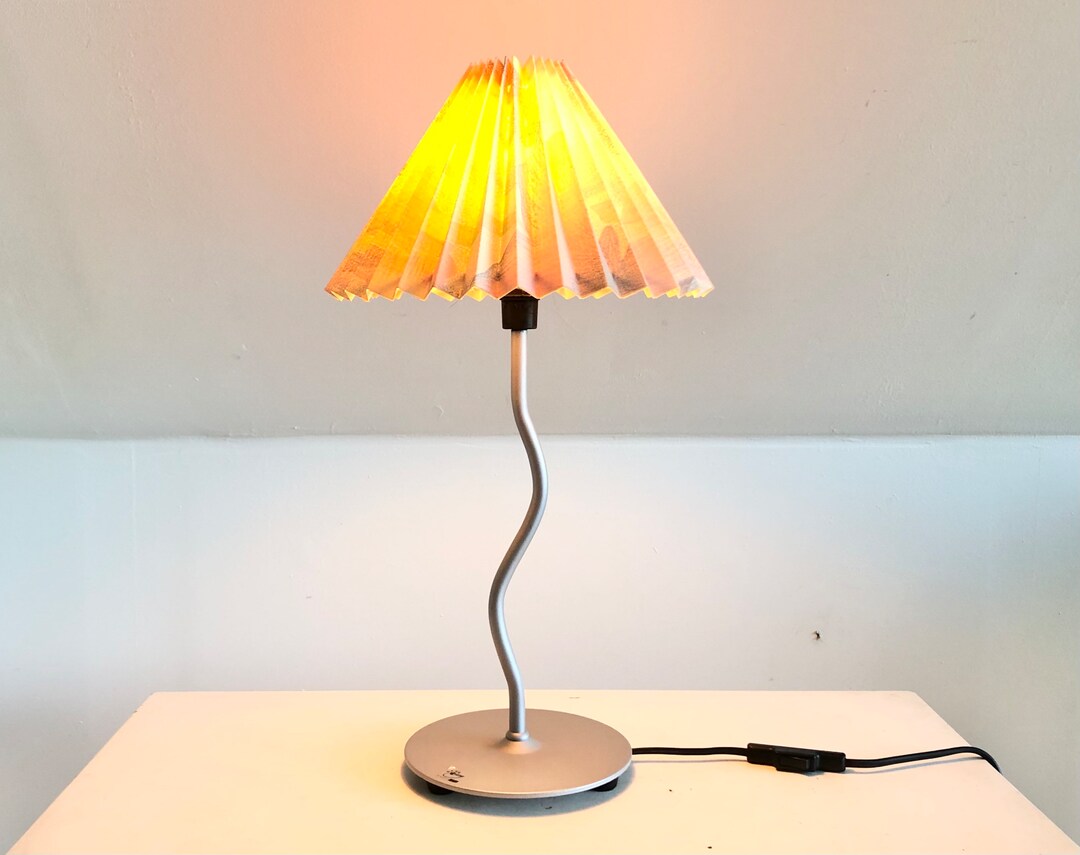 Danish Vintage Postmodern paris Table Lamp in Organic Shaped Grey Metal ...
