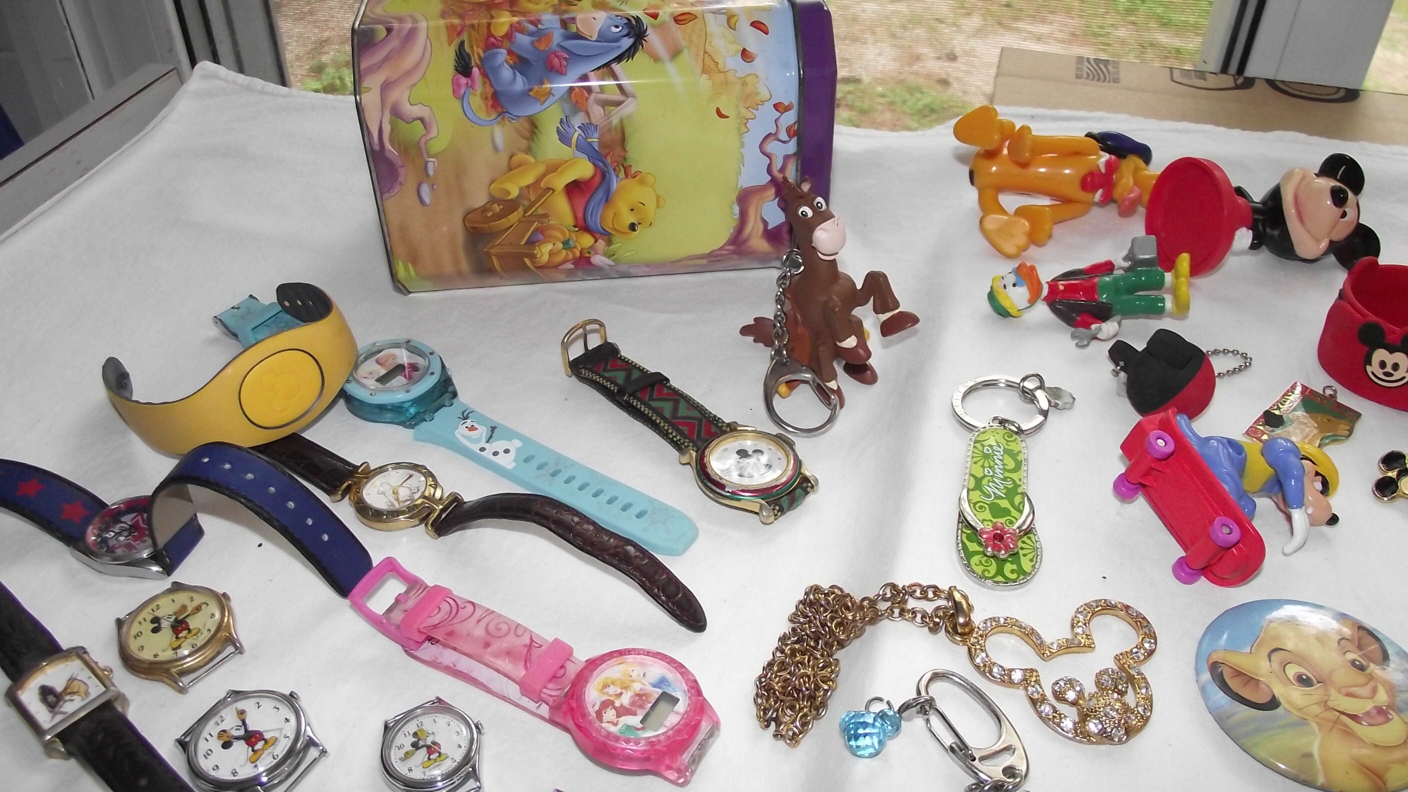 79 Pc. Vintage Disney Jewelry & Nic Nacs Lot. Collectibles. Watches ...